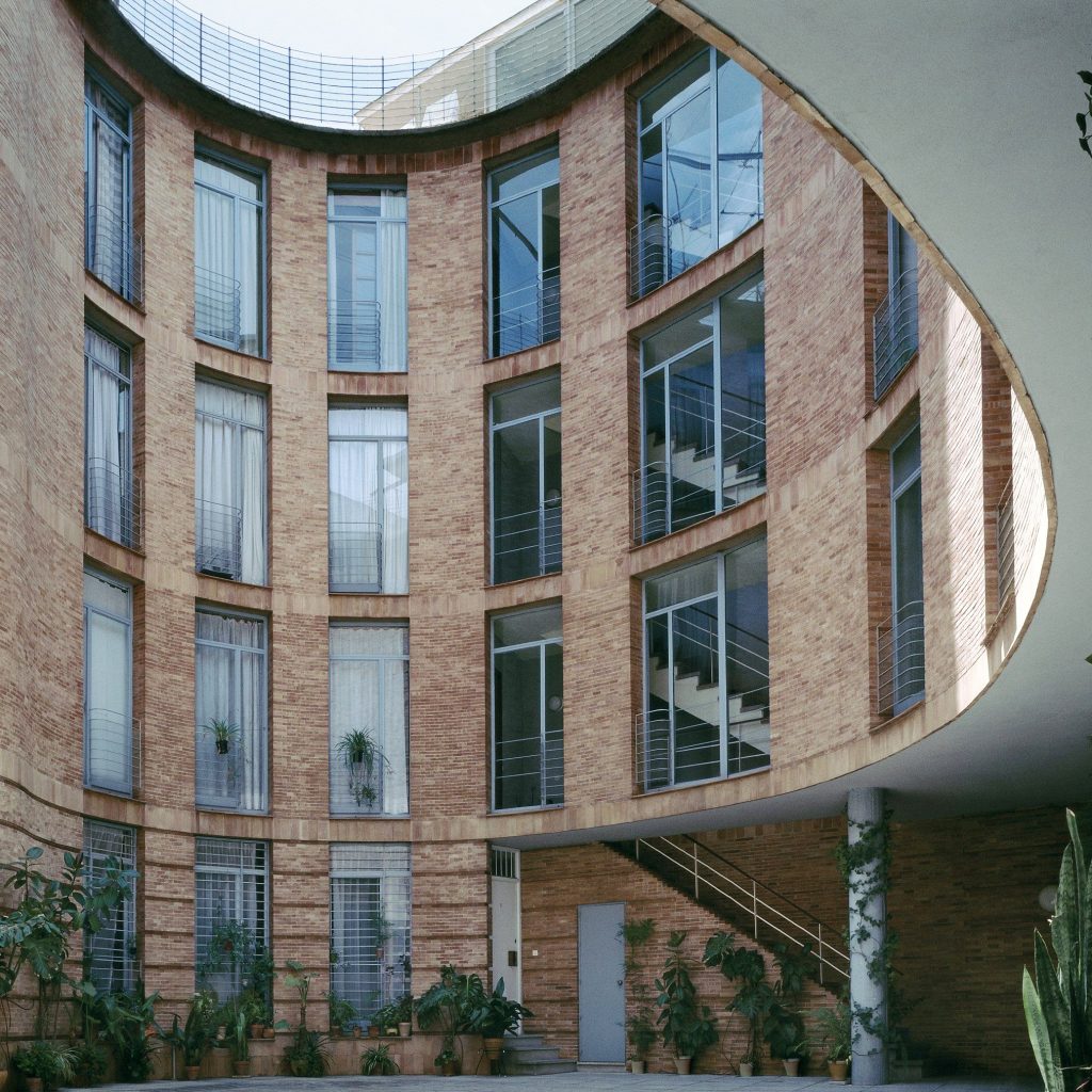 Hidden Architecture » Doña Maria Coronel St Housing - Hidden Architecture