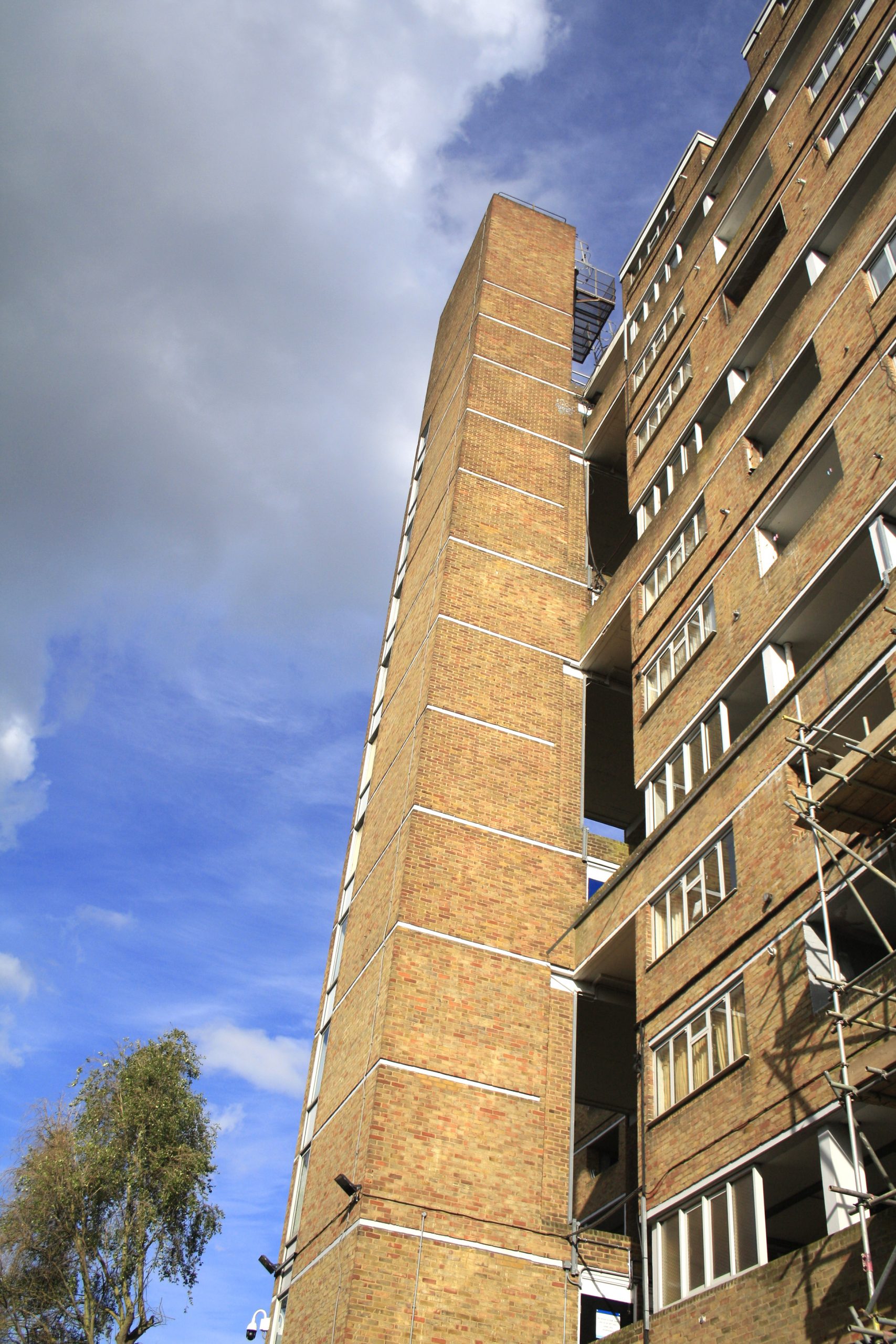 Hidden Architecture » Experiencing Dawson´s Heights Estate - Hidden ...