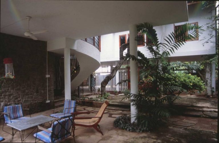 Hidden Architecture » Pieris House - Hidden Architecture
