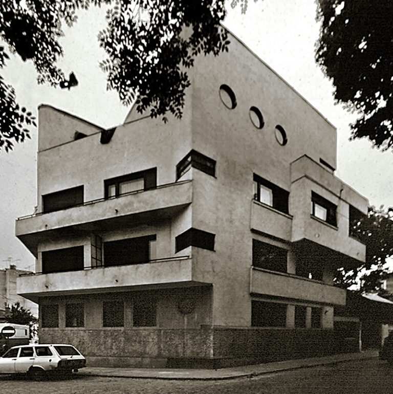 Hidden Architecture » Applied Art and Constructivism: Solly Gold ...