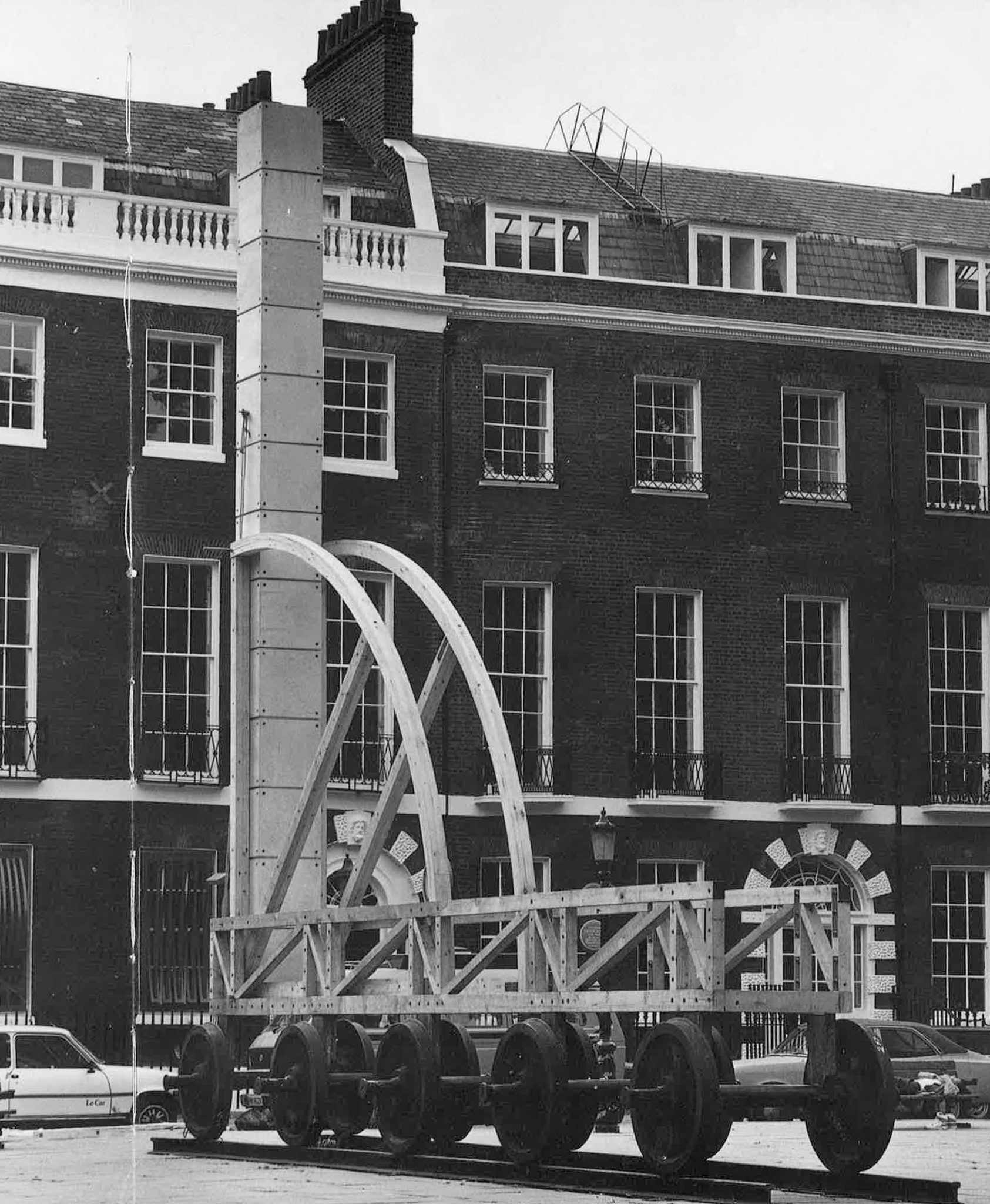 Hidden Architecture » The Clock-Structure - Hidden Architecture