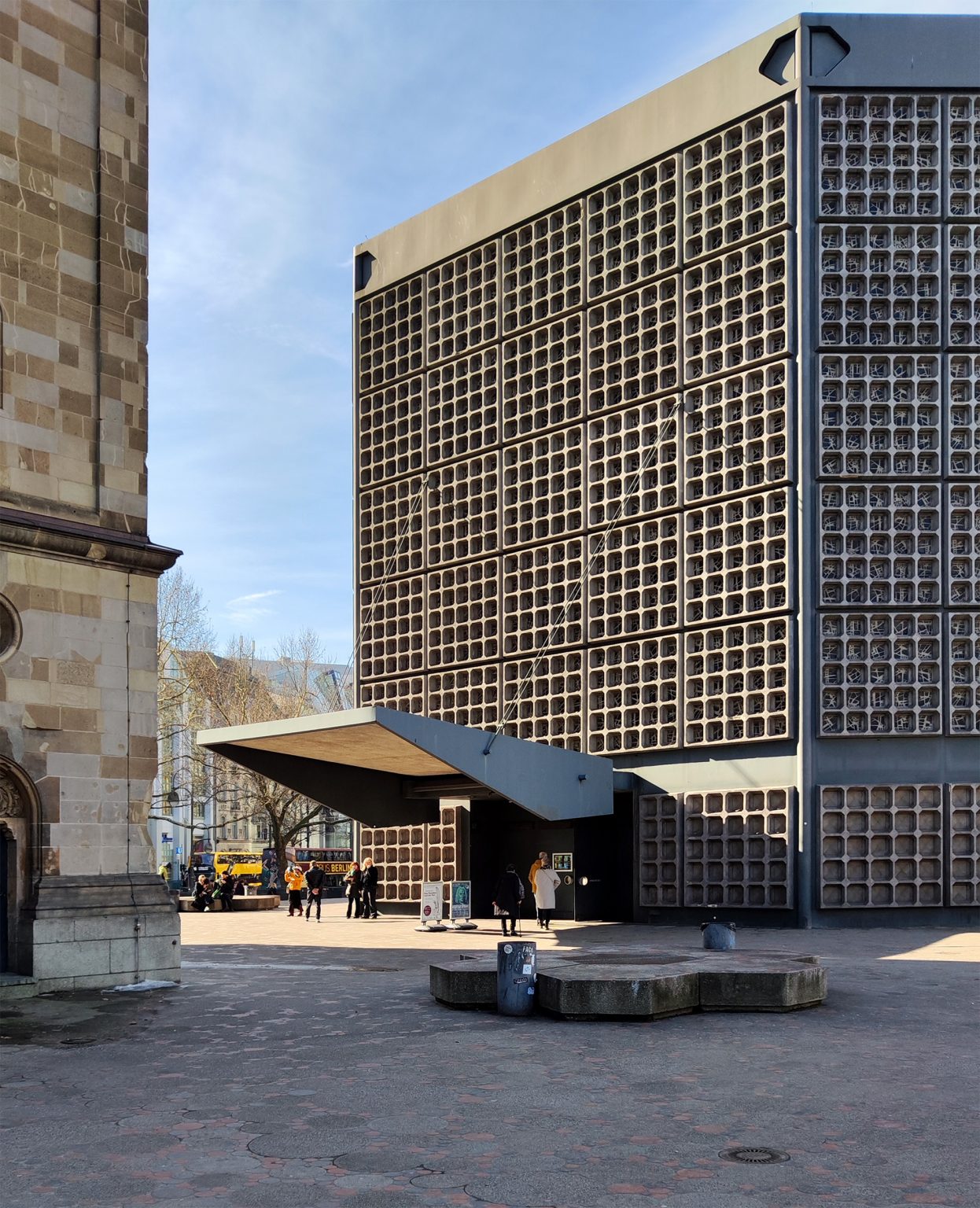 Hidden Architecture » Kaiser-Wilhelm-Gedächtniskirche - Hidden Architecture